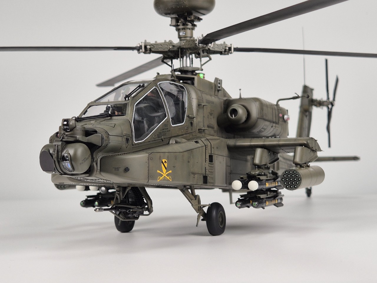 MMZ - 1/35 AH-64D 아파치