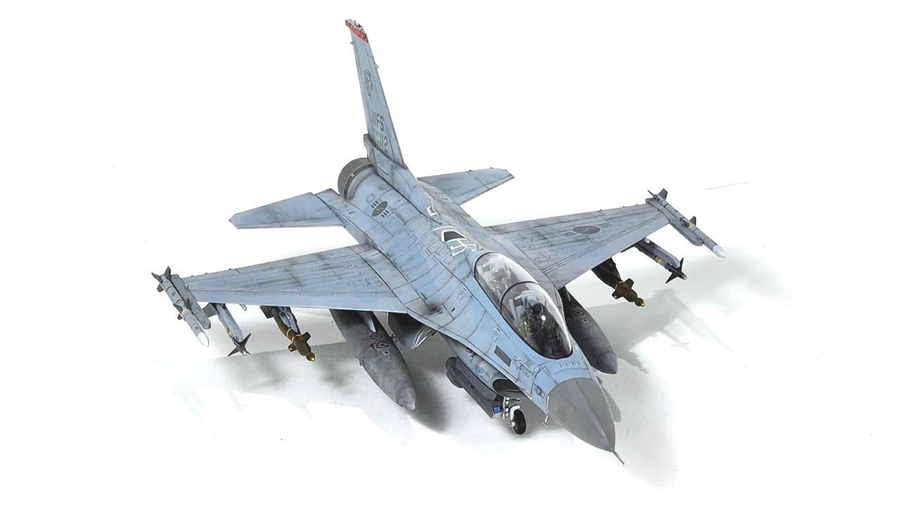 MMZ - F-16D 하세가와(1/48)