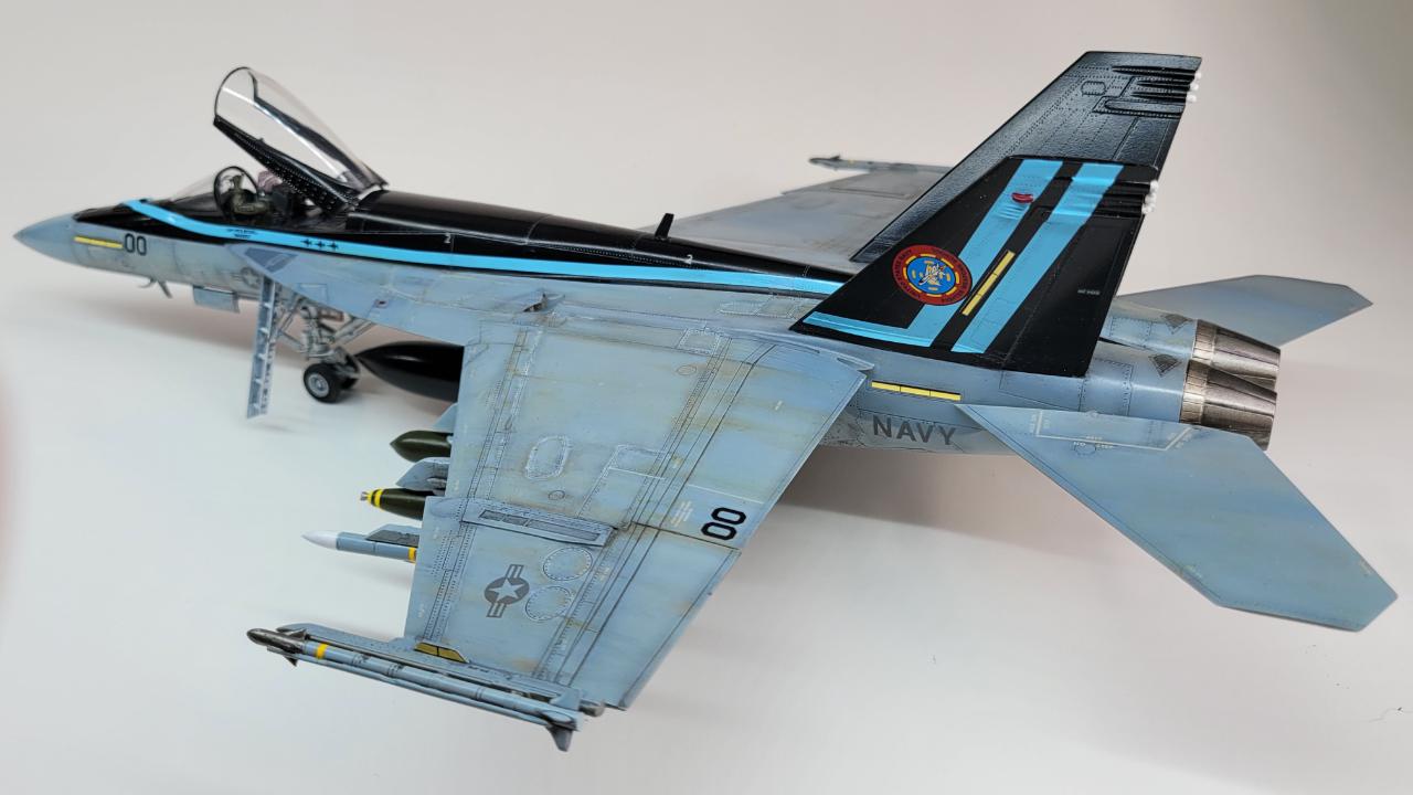 MMZ - KF-5E 제공호 Academy 1/48