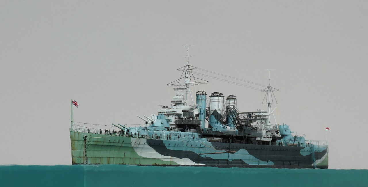 Royal Navy Heavy Crusier HMS Kent