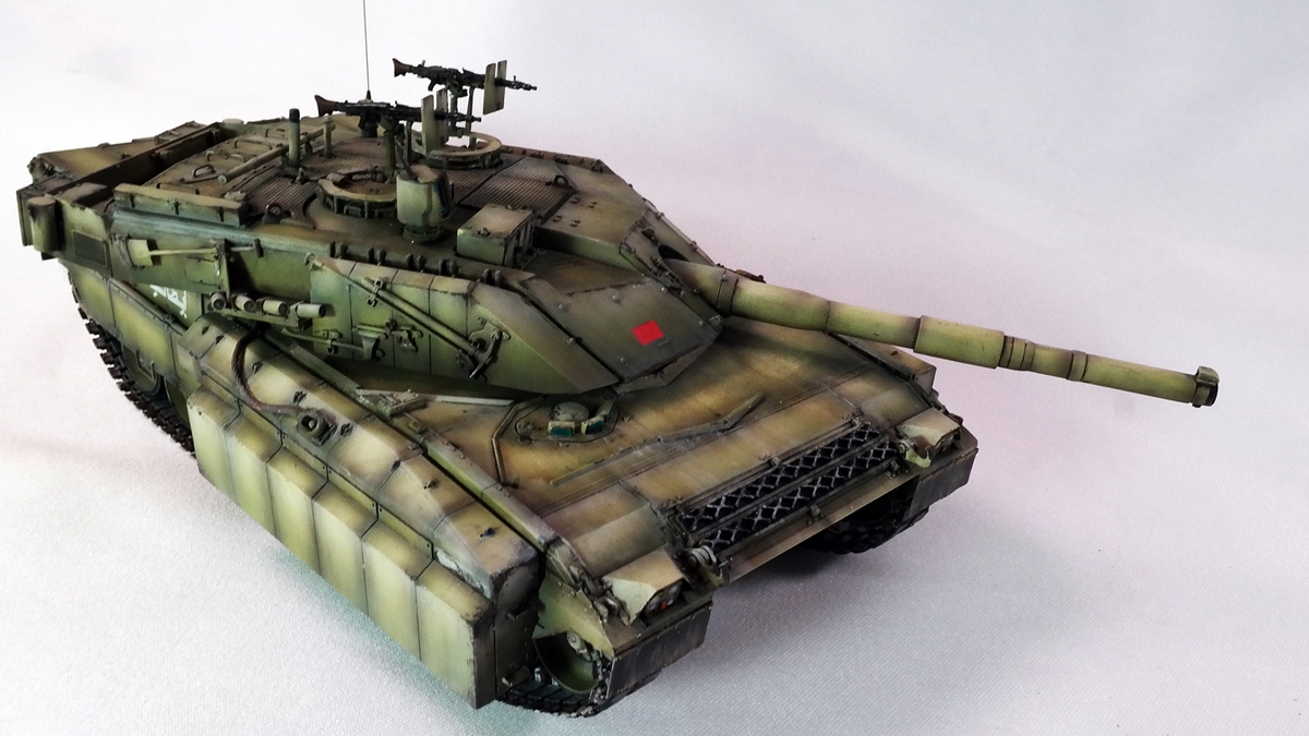 Italian C1 Ariete MBT with uparmored