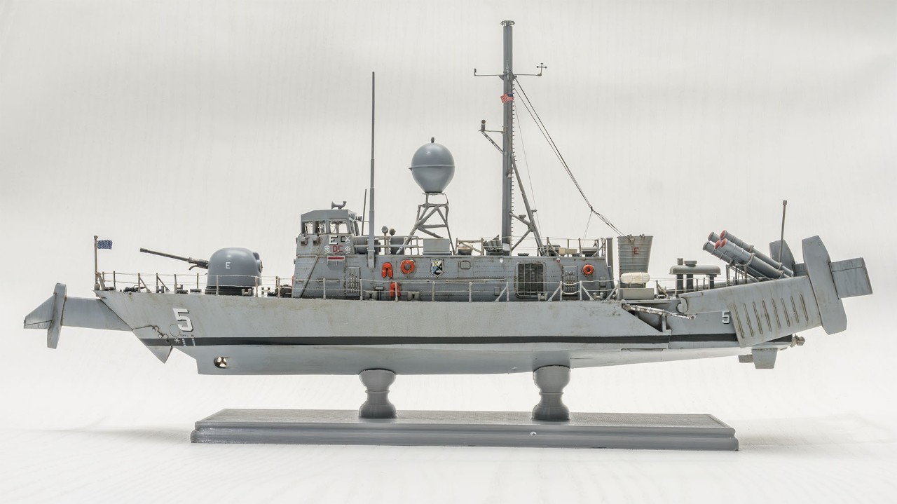 MMZ - (Flyhawk) USS Bunker Hill CG-52 1991 (1/700,FH1167S)