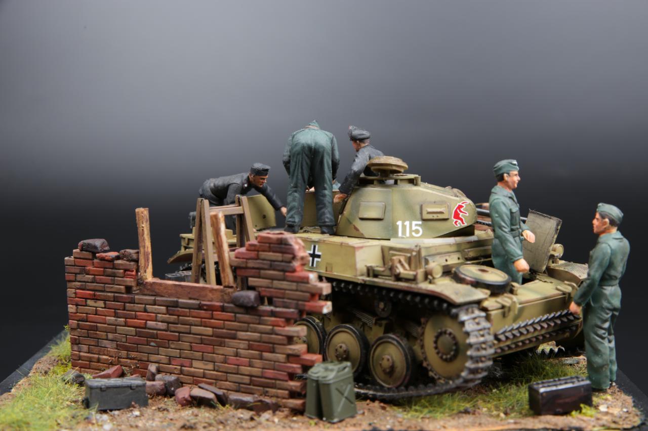 MMZ - 수리 중인 Panzer ll 디오라마